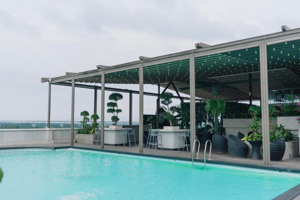 Retractable Roofing Systems In India | Commercial Retractable Roof